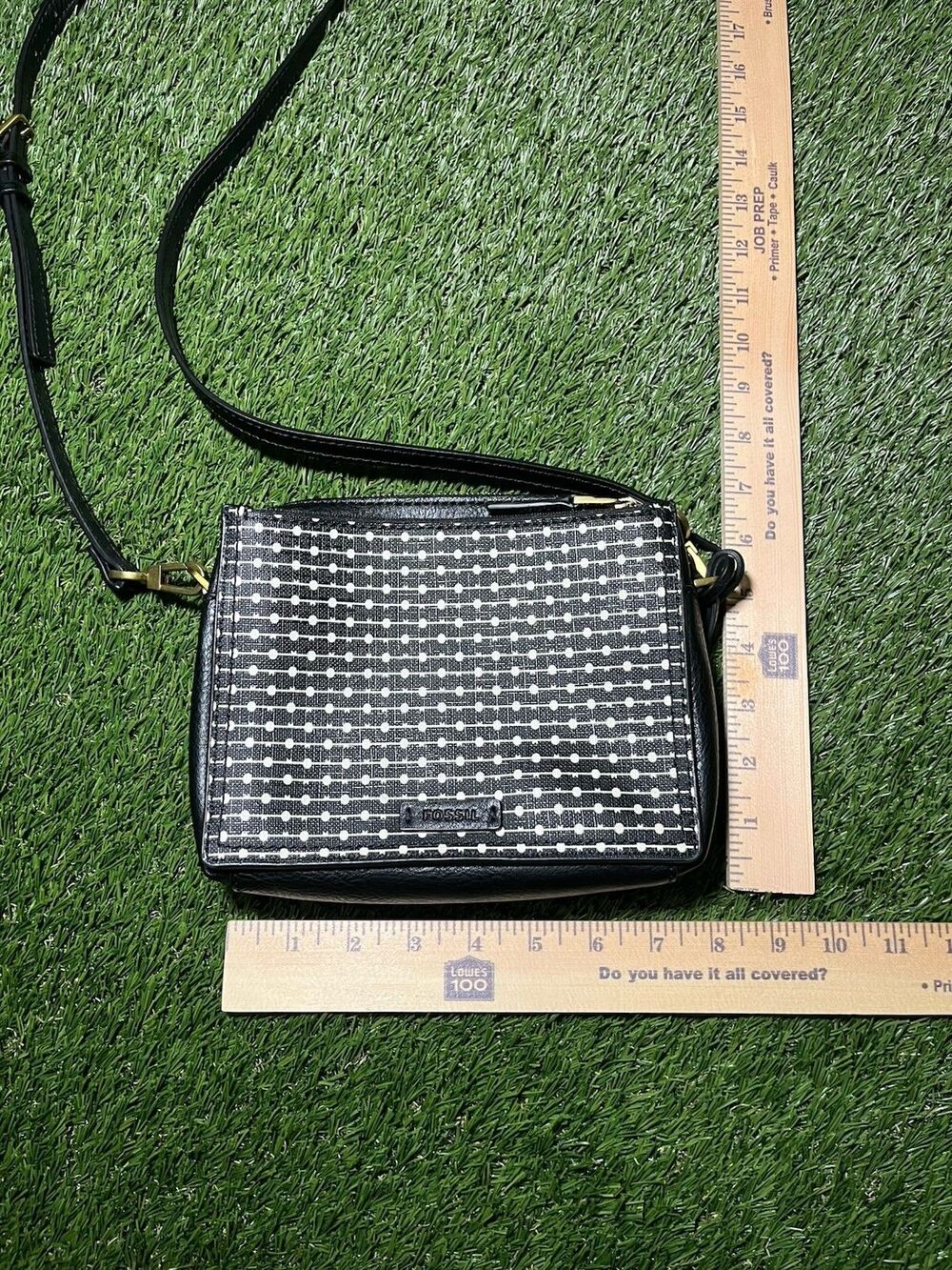 Fossil | Bags | Fossil Black White Geometric Shoulder Bag Key Charm Zip ...